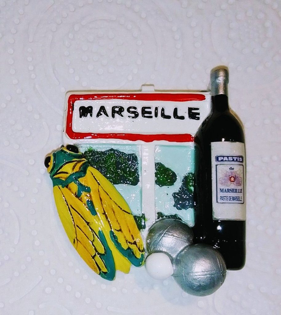 Magnet en relief voilier représentant la ville de Marseille ou les ...